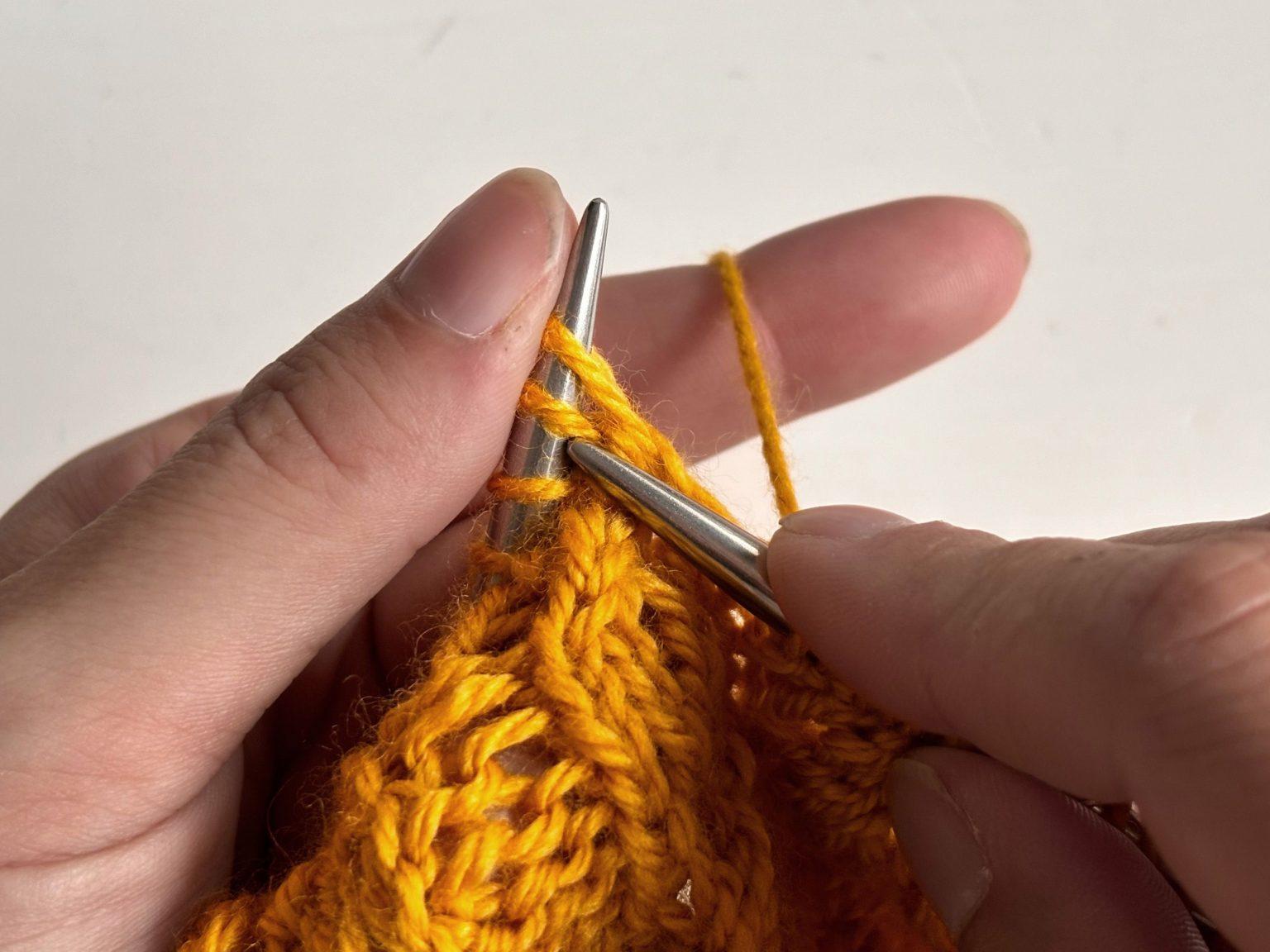Lochmuster stricken: Stricktechniken einfach lernen