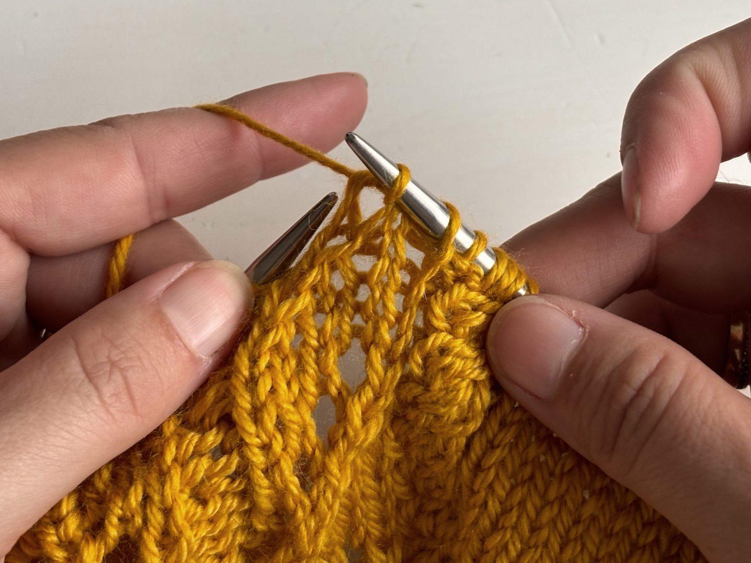 Lochmuster stricken: Stricktechniken einfach lernen